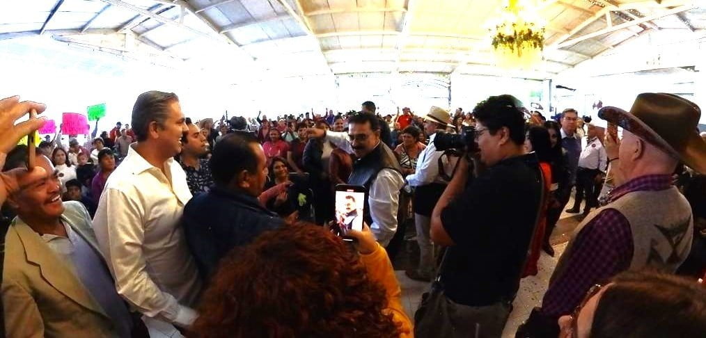 CARLOS LOMELÍ AVANZA CON VIENTOS EN CONTRA, RECONOCE - Todo En Noticia